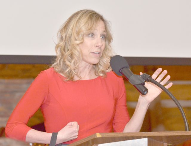 Women honored at Red Dress Gala | Local | apg-wi.com