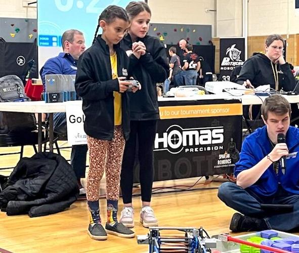 Spartan Robotics places second at first tournament | News | apg-wi.com