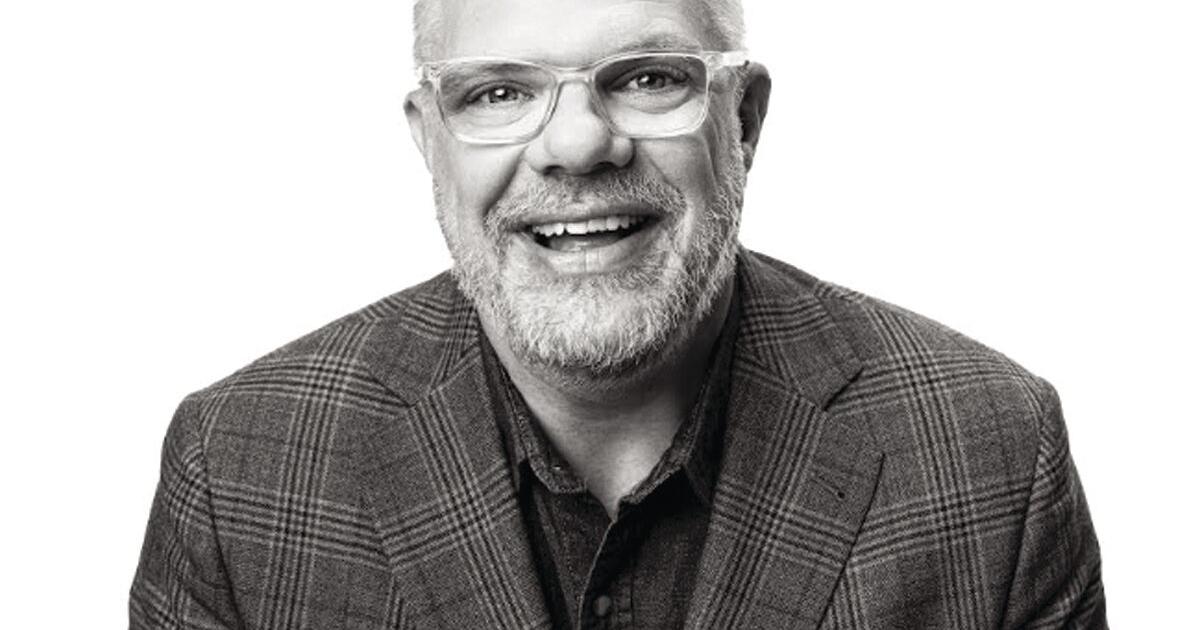 Comedian will bring in New Year with local laughs | Subscriber | apg-wi.com