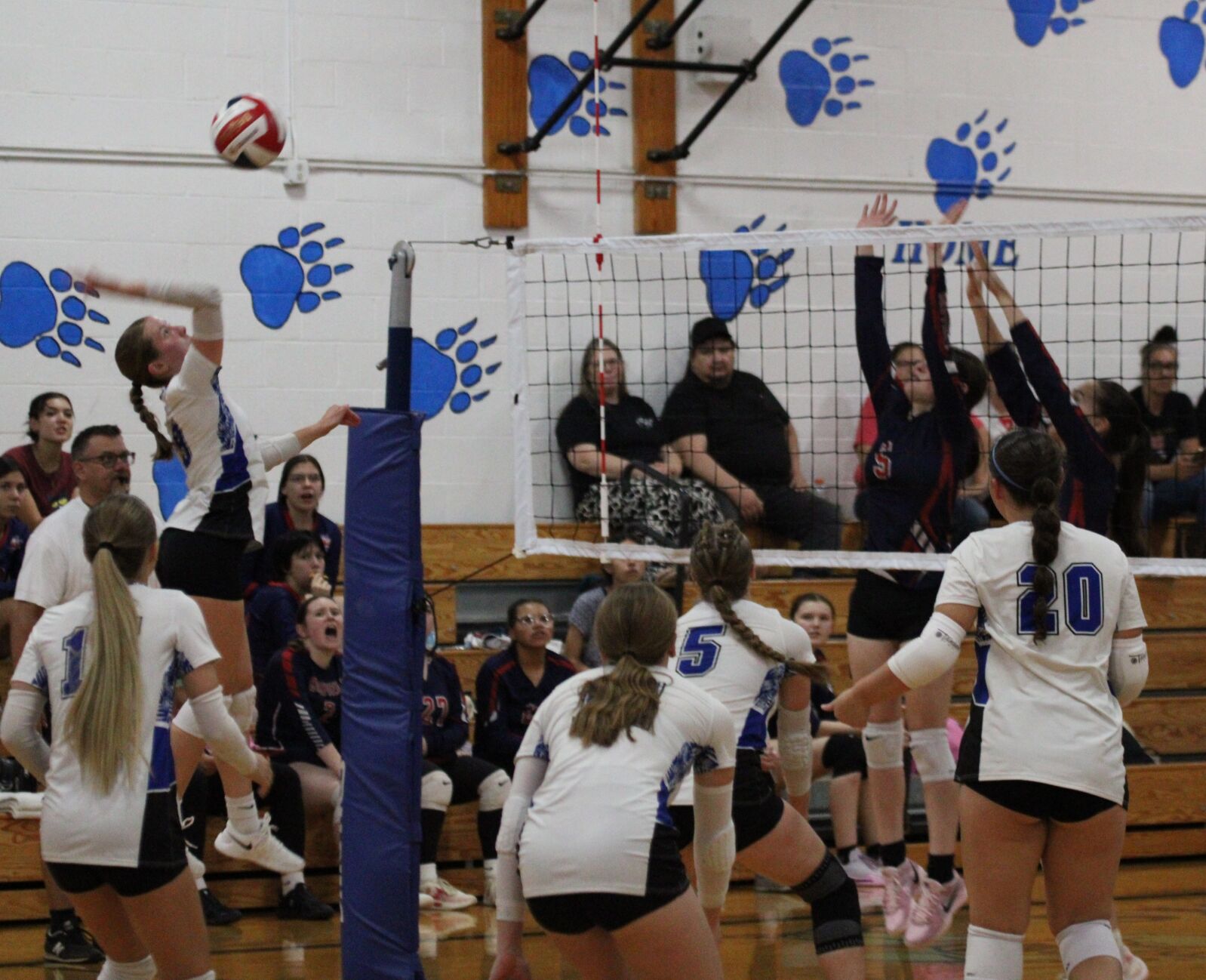 Champs! Mellen volleyball claims first NLC title in 13 years, prepares ...