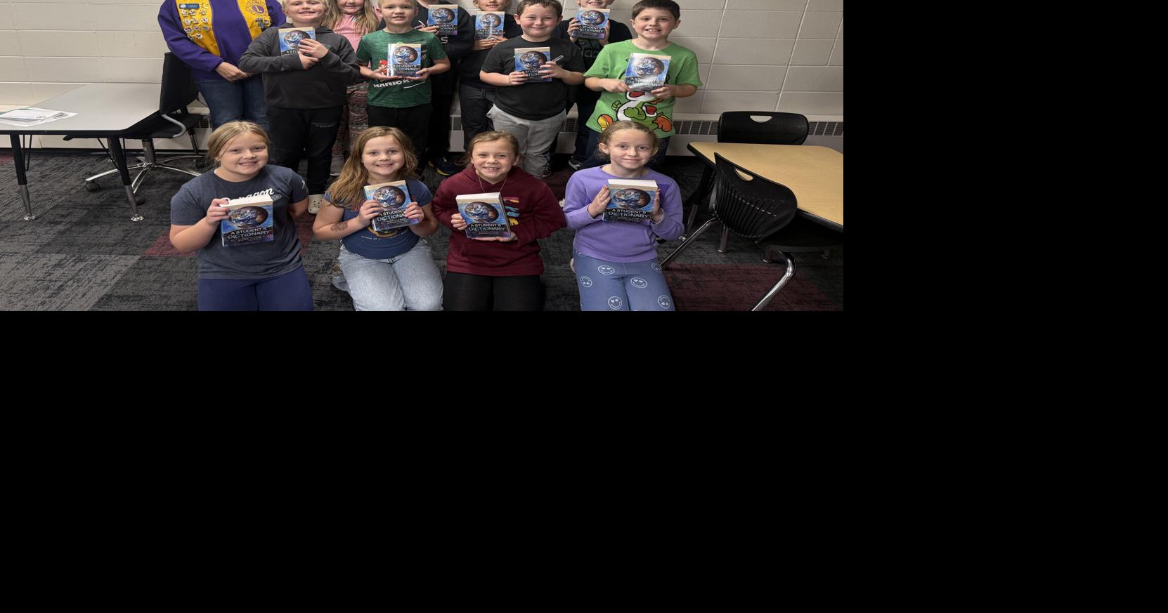 Dictionaries given to students | Local | apg-wi.com