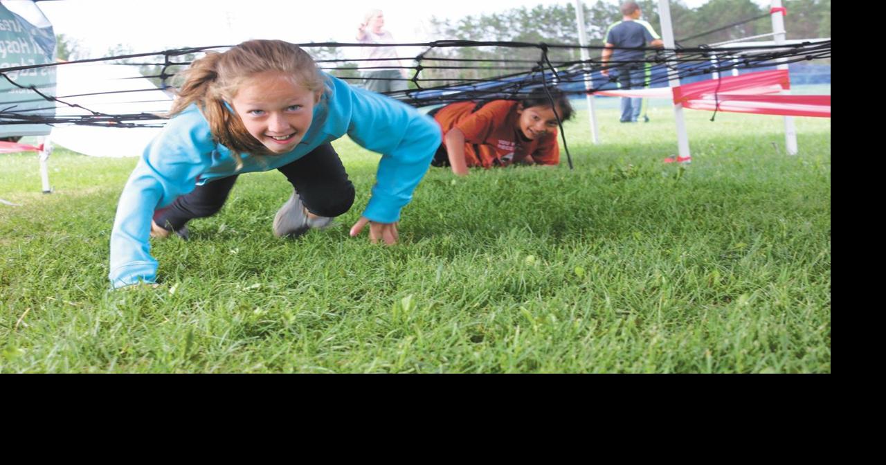 Kids gladly throw themselves into obstacle course | Local | apg-wi.com