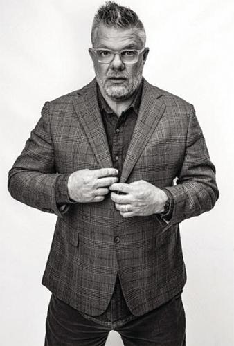 Comedian will bring in New Year with local laughs | Subscriber | apg-wi.com