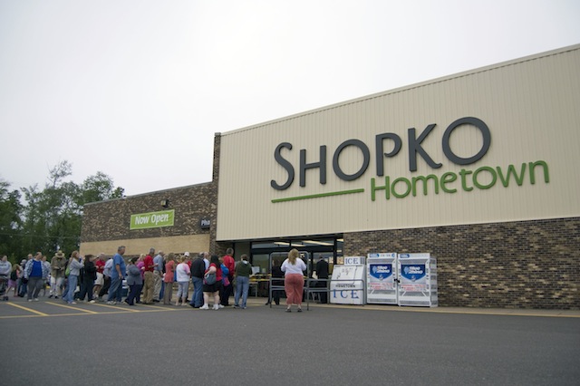Hometown Shopko celebrates grand opening | News | apg-wi.com