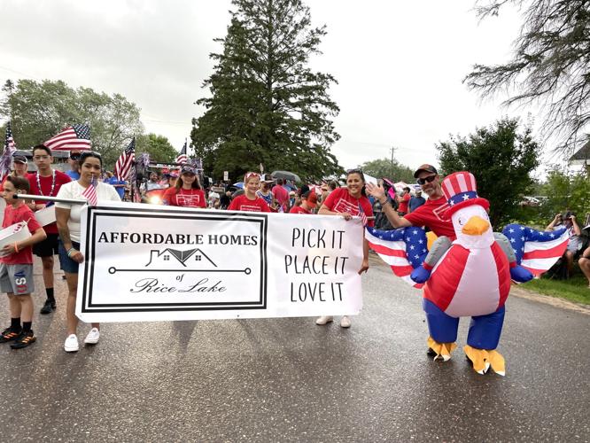 Mikana's Wettest Little Parade | Photos | apg-wi.com