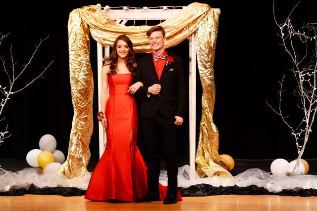 A night to remember: The prom | Photos | apg-wi.com