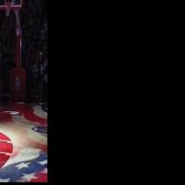 Student gives impromptu performance in front of 13,000 | Top Stories ...