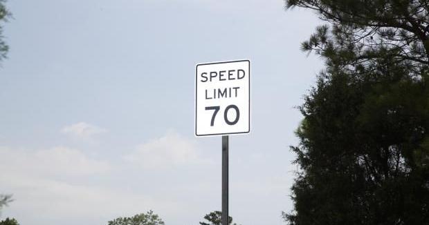 New 70 mph speed limit signs to be installed along rural Interstates ...