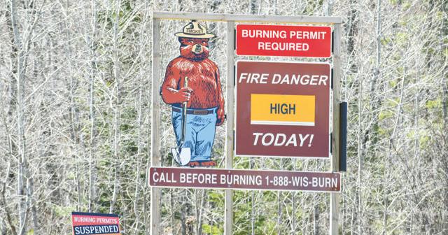 Outdoor fire danger is 'very high' thru weekend | Free | apg-wi.com