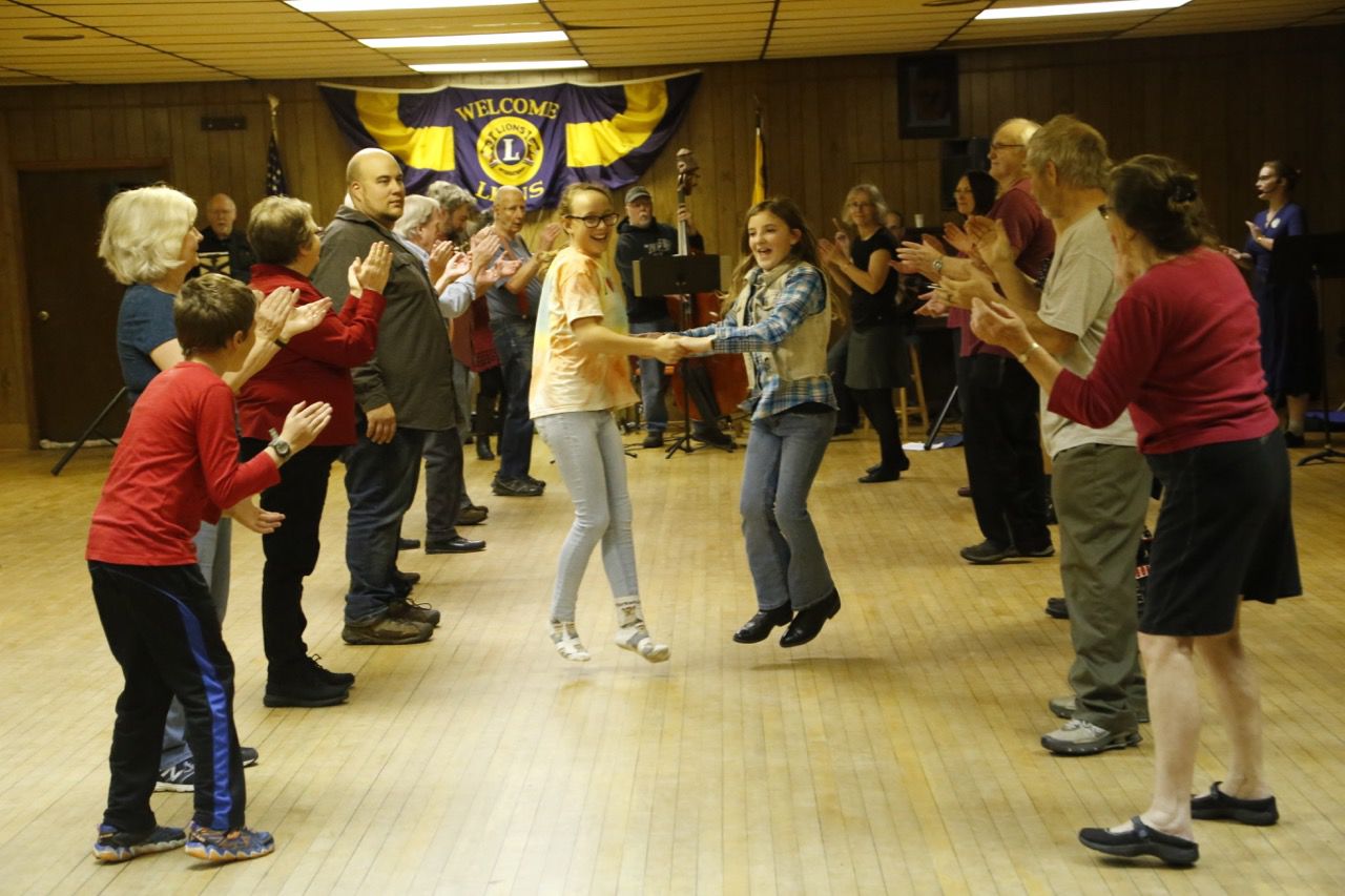 Old-Fashioned Barn Dance | Free | apg-wi.com