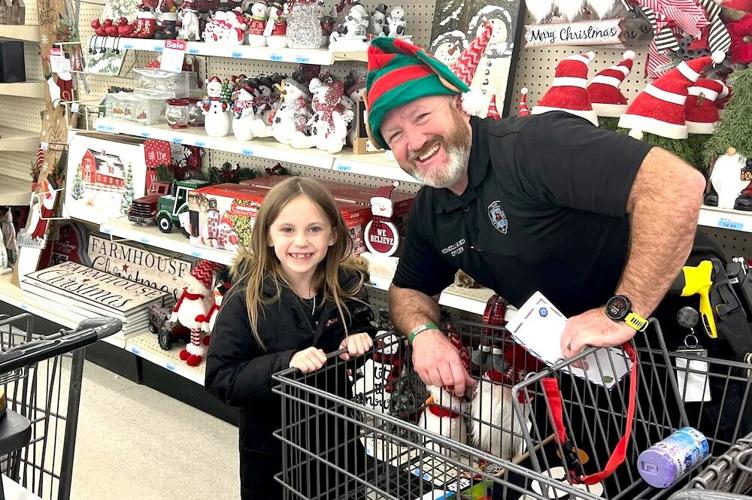 Shop With a Cop pairs more than 70 students with officers | News | apg ...