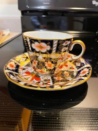 A story about a proper English tea set | Subscriber | apg-wi.com