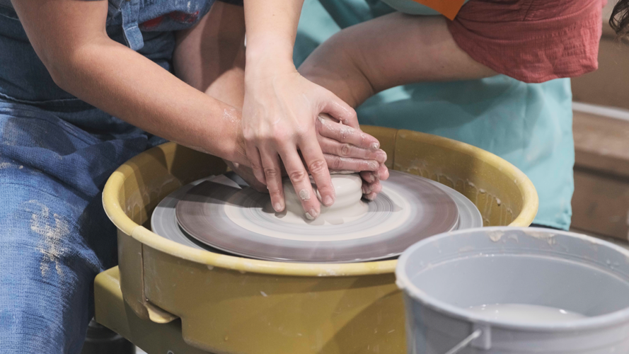 Hatch Clayworks brings pottery back to Ashland | Subscriber | apg-wi.com