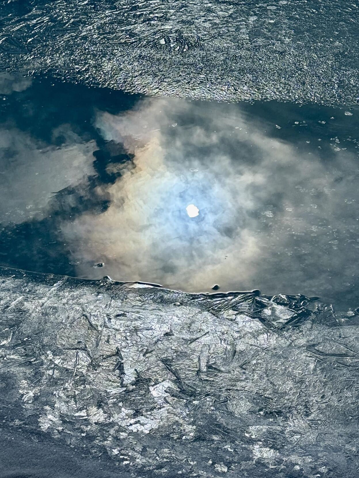 Natural mirror | Local | apg-wi.com