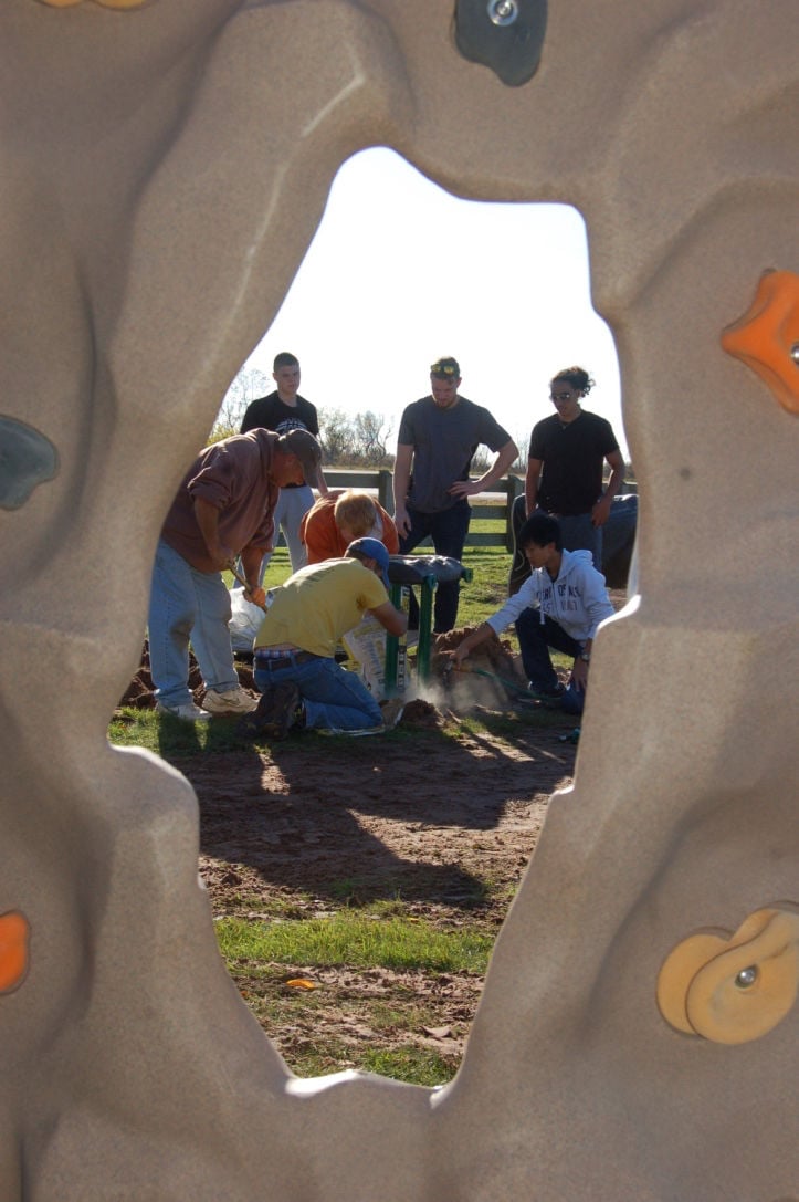 Maslowski Beach playground installation | Ashland Daily Press | apg-wi.com