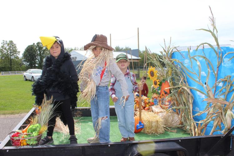 Scenes from Brill Harvest Days | Media | apg-wi.com