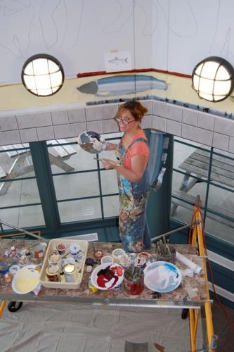 A Meredith mural takes a walk to the Visitor Center | News | apg-wi.com