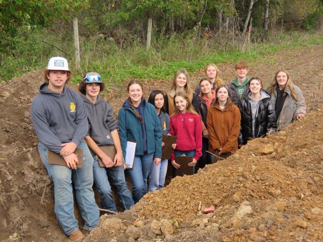 Spooner FFA takes the classroom outside | Local | apg-wi.com