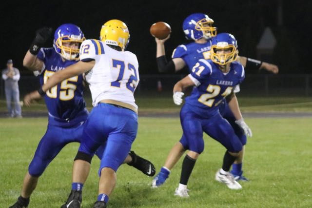 Shell Lake wins 8-Man opener | Photos | apg-wi.com