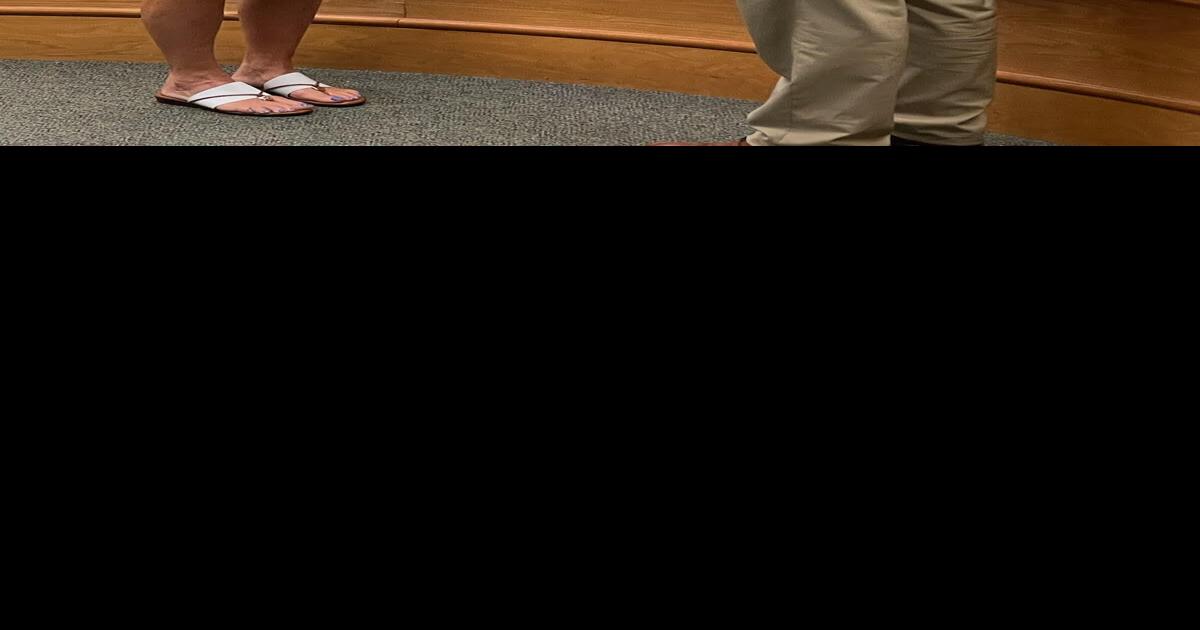 New Shell Lake mayor sworn in | Local | apg-wi.com