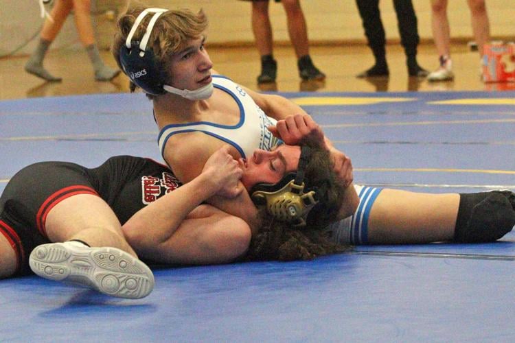 Wrestling: Rice Lake's Stone earns Big Rivers All-Conference first team ...