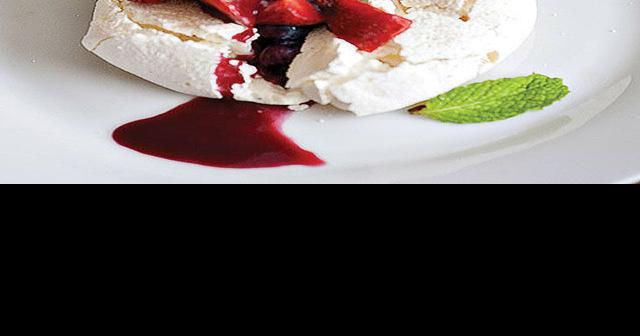 Pavlova with Seasonal Fruit | Recipes | arcadianews.com