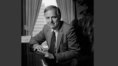 Remembering Richard Riordan: Former LA mayor dies at 92 | Community ...