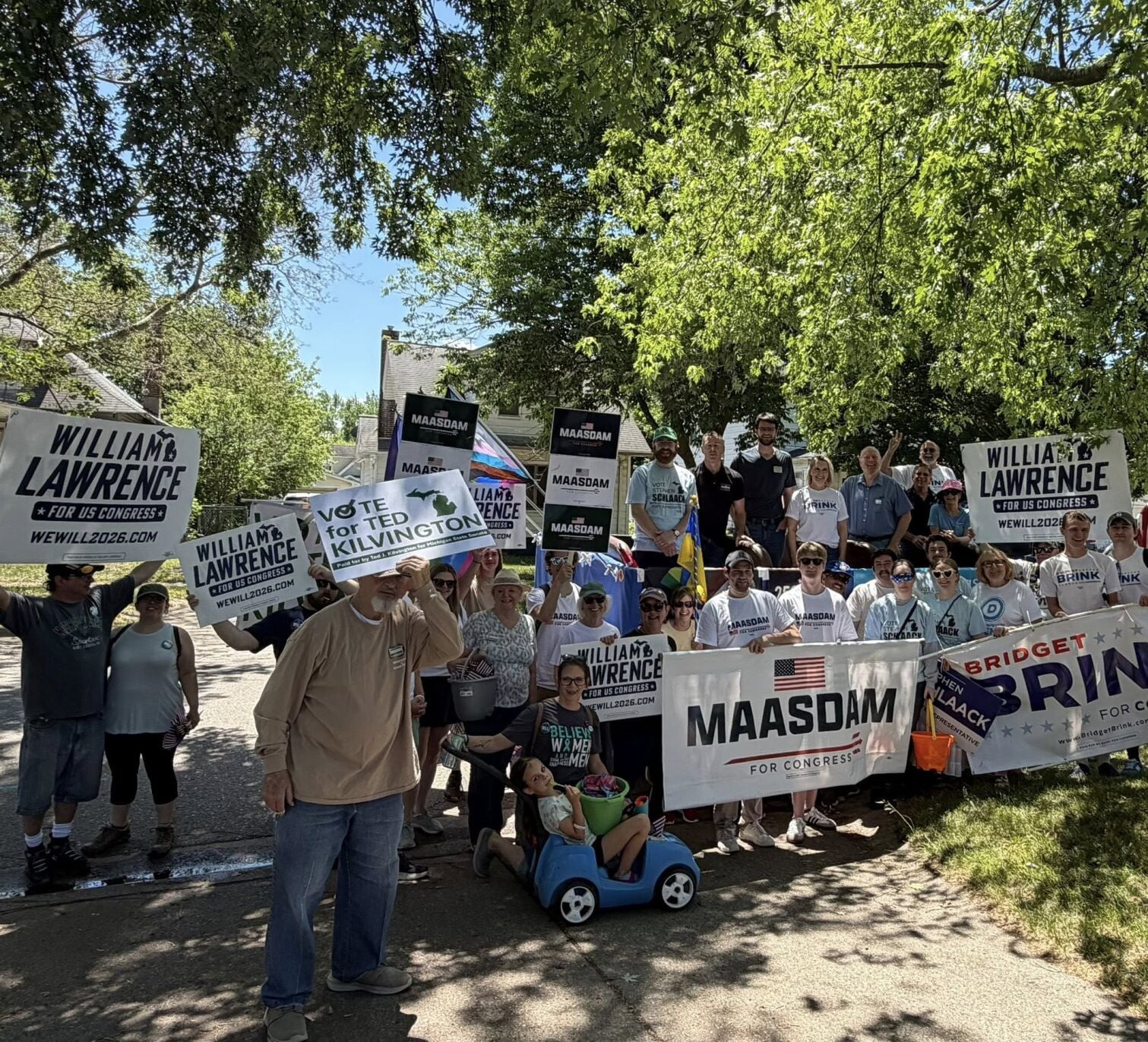 Dem float at Curwood parade raises questions about rules | Owosso ...