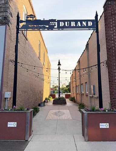 Local company helps complete long-envisioned Durand alley project ...