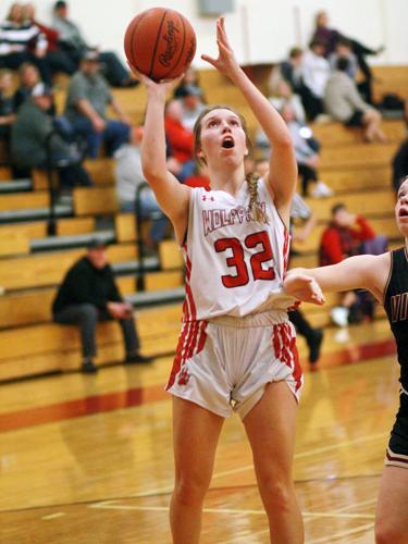 Laingsburg’s Bella Strieff, Ellie Baynes each deliver double-doubles in ...