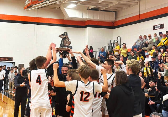 New-look Chesaning squad pushing for postseason success | Local Sports ...