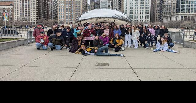 OHS choirs enjoy Chicago field trip, ‘Moulin Rouge’ performance ...