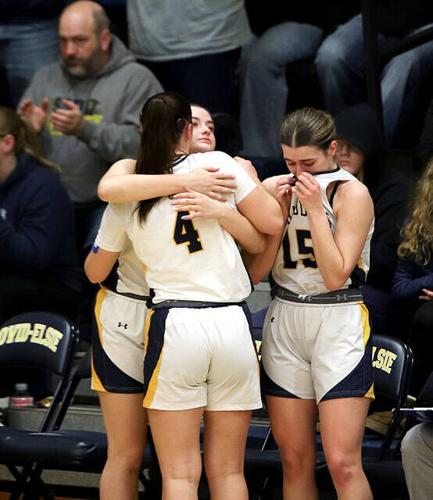 3-point bombardment leads No. 4 P-W over O-E in district title game ...