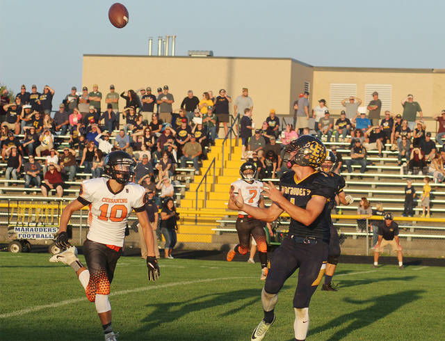 FOOTBALL: Ovid-Elsie runs over Chesaning | Local Sports | argus-press.com