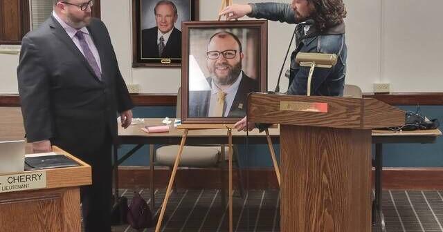 Owosso Mayor Eveleth honored at final council meeting | Local News ...