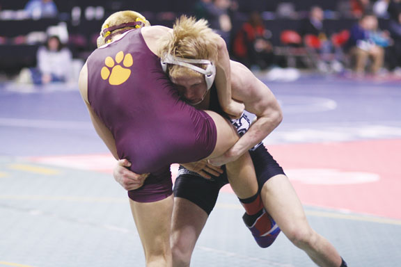 Table is all set; Four area grapplers make it to the last round at ...