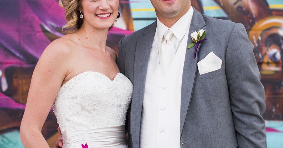 WEDDING: Mr. and Mrs. Robert (Sara) Higbee | Weddings | argus-press.com