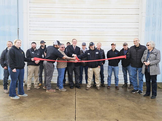 Shiawassee RESD opens new heavy equipment learning lab in Vernon ...