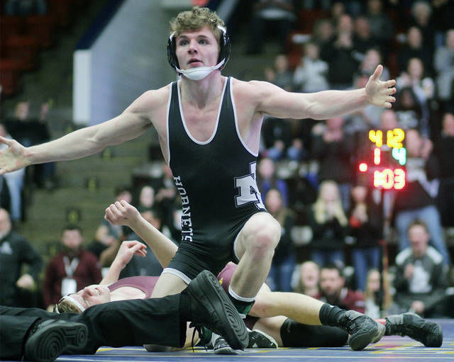 WRESTLING: Riley, Hornets turn back Manchester to reach semis | Local ...