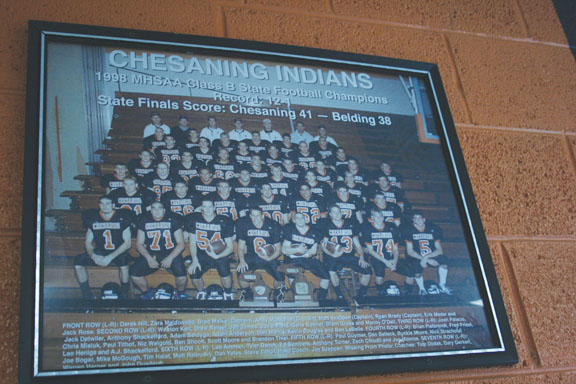 2013 FOOTBALL PREVIEW: Chesaning players celebrate 1998 state title 15 ...