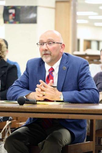 Making the hometown selection | Education | argus-press.com