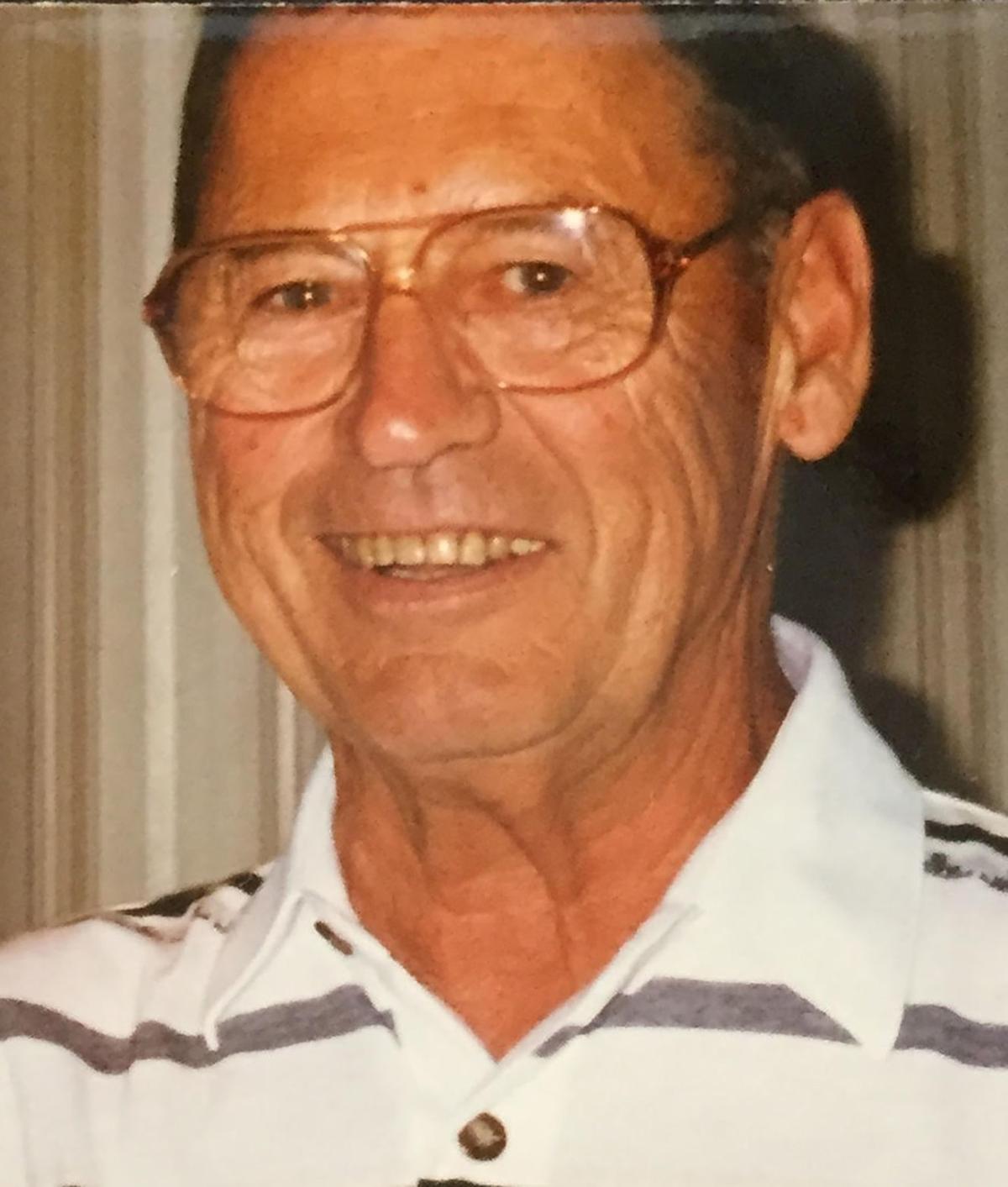 Charles R. Acker | Obituaries | argus-press.com