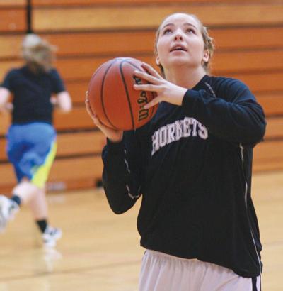 Girls aiming high; Basketball districts begin tonight as teams shoot ...