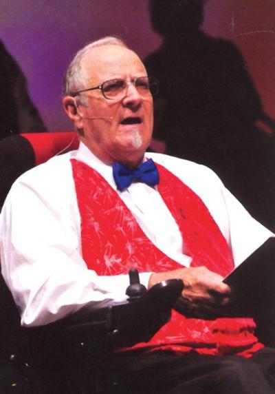 Former Vernon resident has flair for dramatics | Local News | argus ...