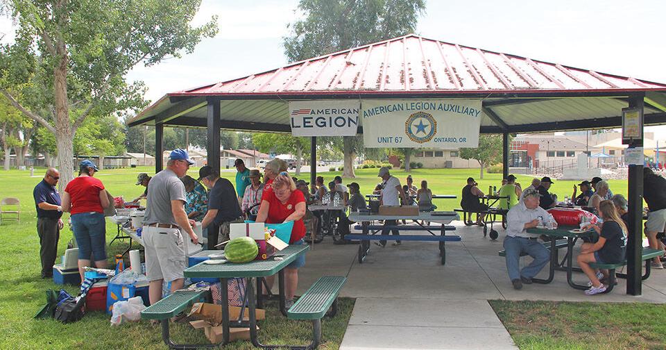 Community joins Tom Pierce for 99th birthday celebration | Local News ...