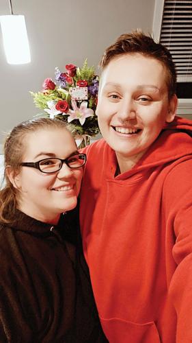 Kandra Williams, Summer Lawrence announce their engagement | Valley Life | argusobserver.com