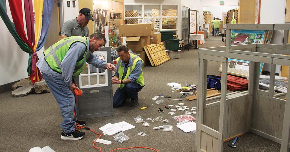 Work crew is 'a lifesaver' | Local News | argusobserver.com