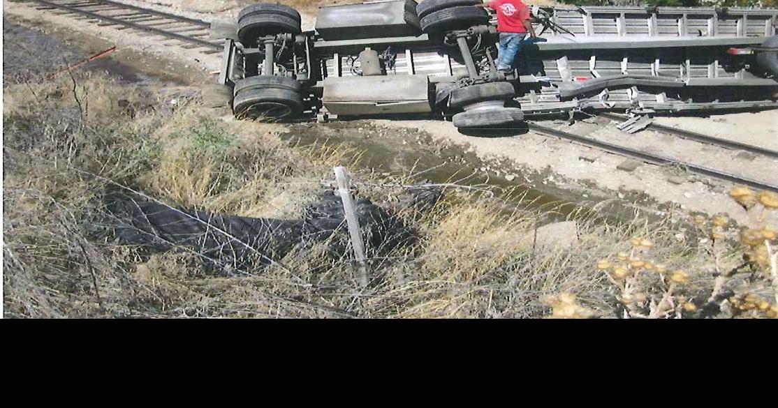 Train hits semi trailer | News | argusobserver.com