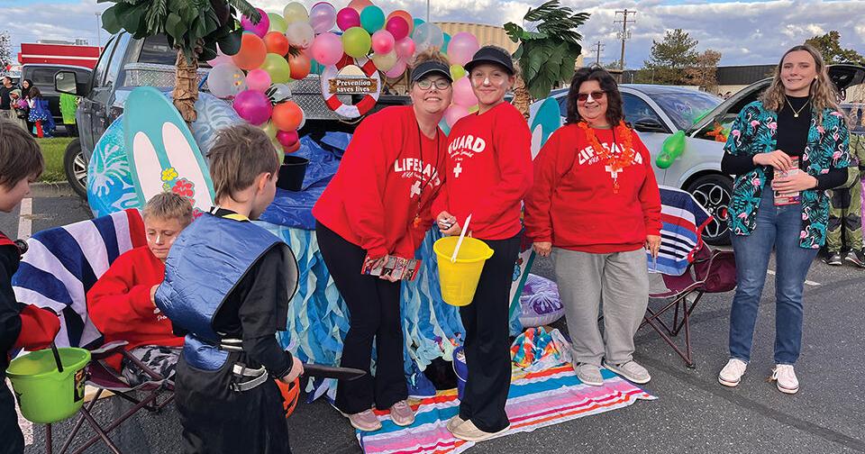 Dozens of community members and organization create fun atmosphere for ...