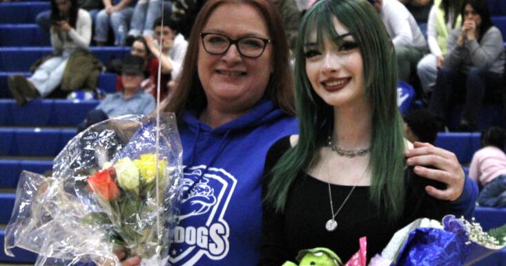 Nyssa community celebrates 3 band members on senior night | Valley Life ...